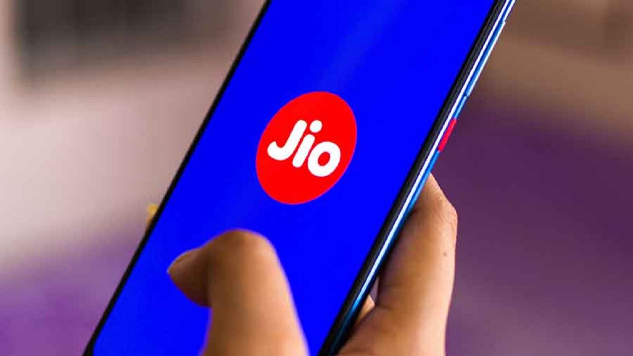 Reliance Jio Plan: फ्री इंटरनेट देने वाले मुकेश अंबानी ने Jio यूजर्स को ...