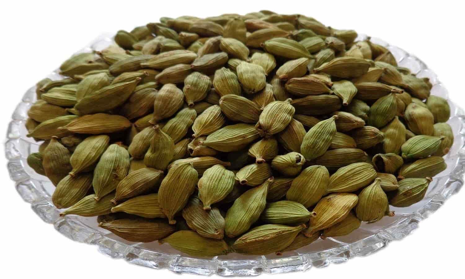 Ilaichi Ke Totke: इलायची का ऐसे करें पूजा में उपयोग, सफलता चूमेगी कदम ...