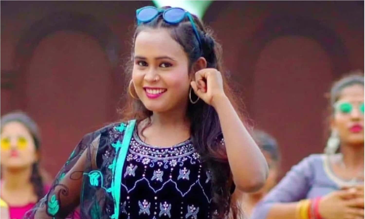 Bhojpuri Singer Shilpi Raj Video: शिल्पी राज ने फिर जमाई महफ़िल, टूटे ...