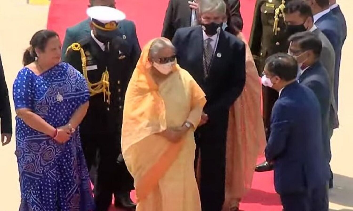 Sheikh Hasina India Visit: बांग्लादेश की प्रधानमंत्री शेख हसीना पहुंची ...