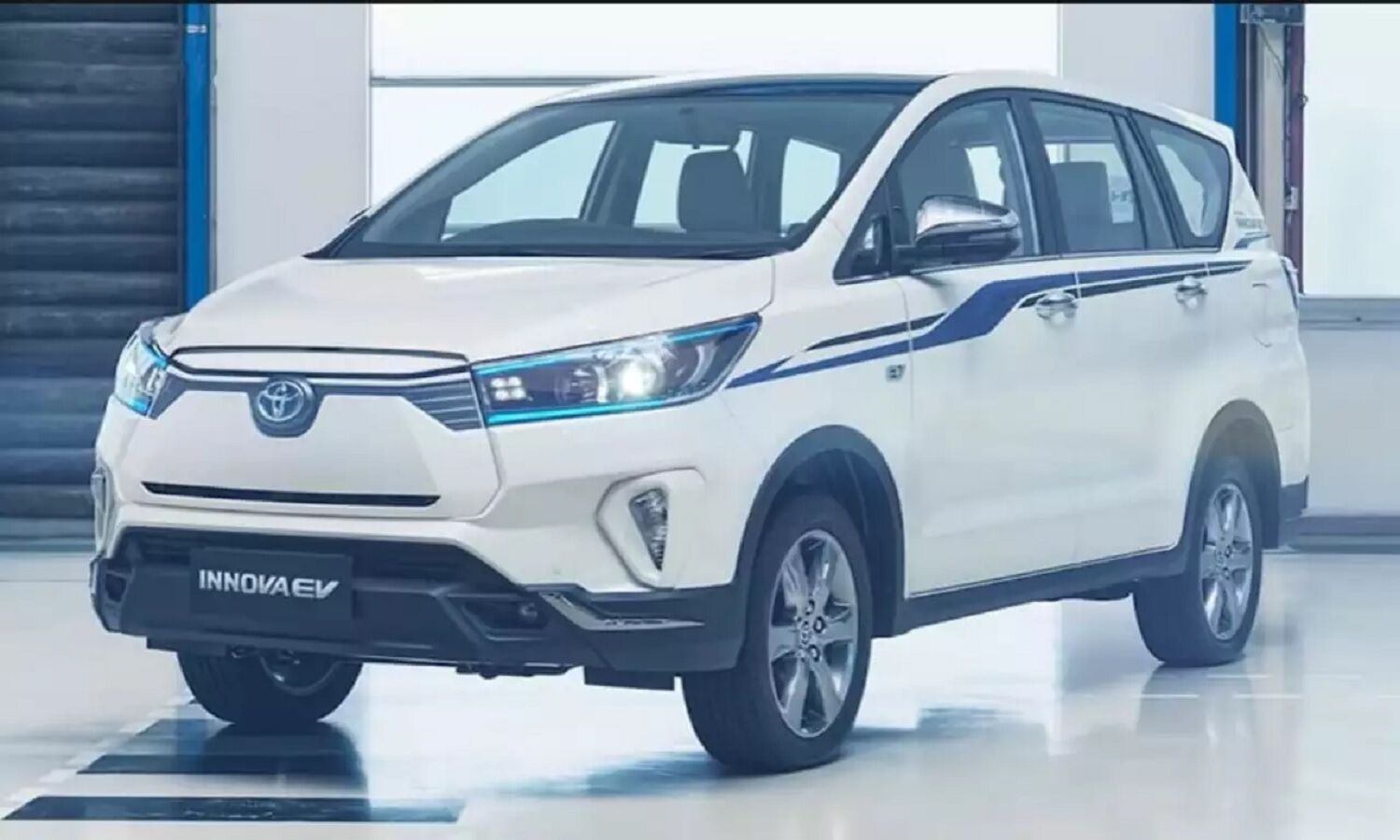 Toyota Innova EV: इलेक्ट्रिक अवतार में लांच होगी यह 7 सीटर कार, जानें ...
