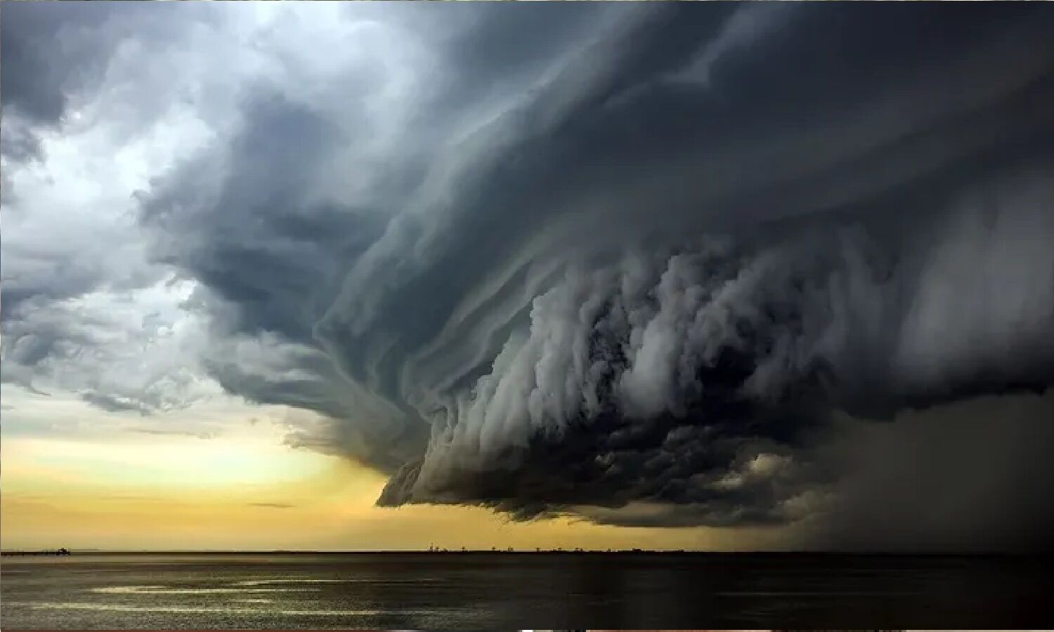 Biparjoy Cyclone In Rajasthan: कई जिलों में जारी किया गया RED ALERT ...